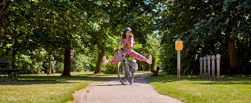 UK E-Bike Laws 2025 | What You Need to Know | JE James Cycles