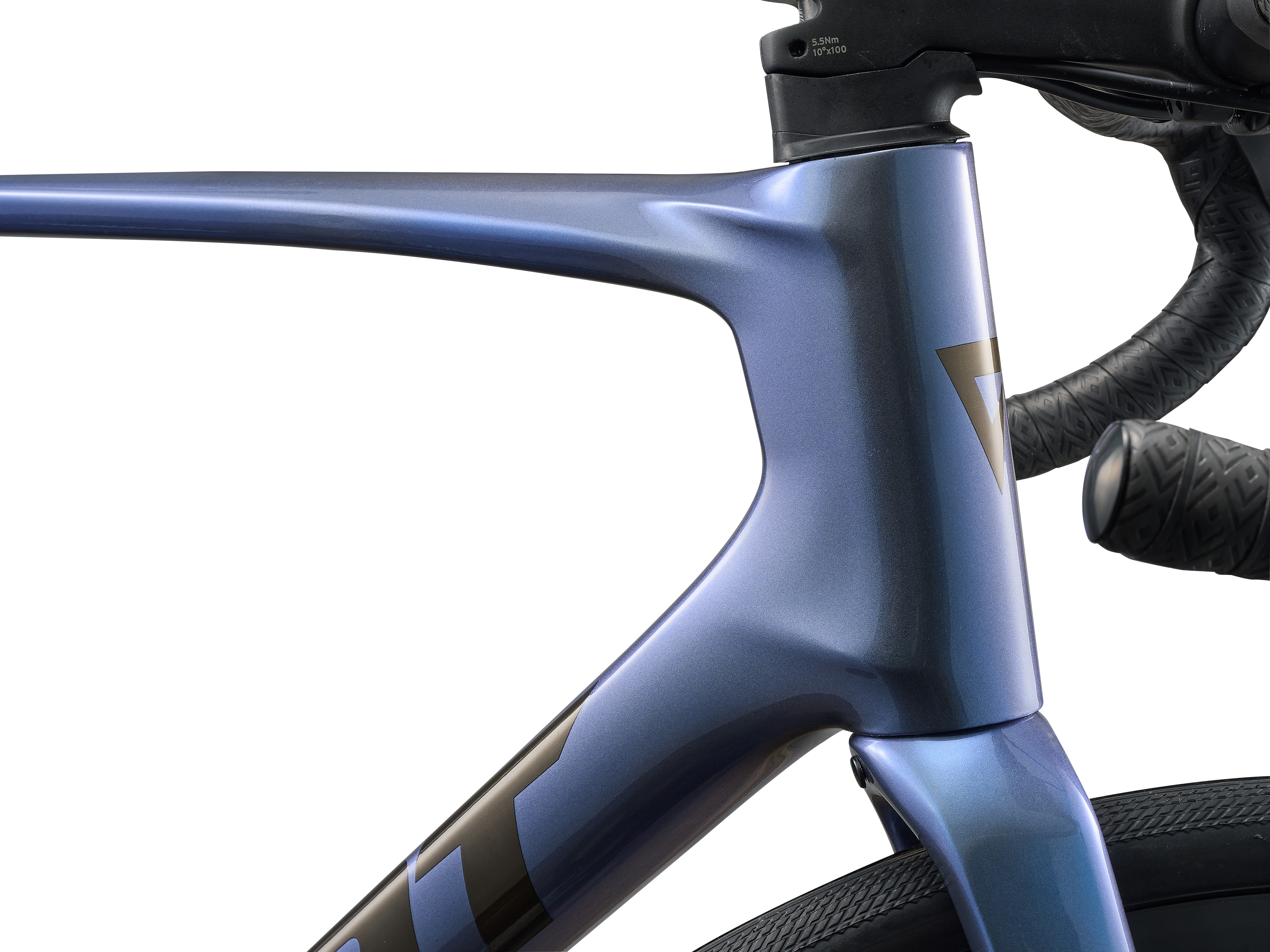 Giant Defy Advanced 1 Road Bike 2026 - JE James Cycles
