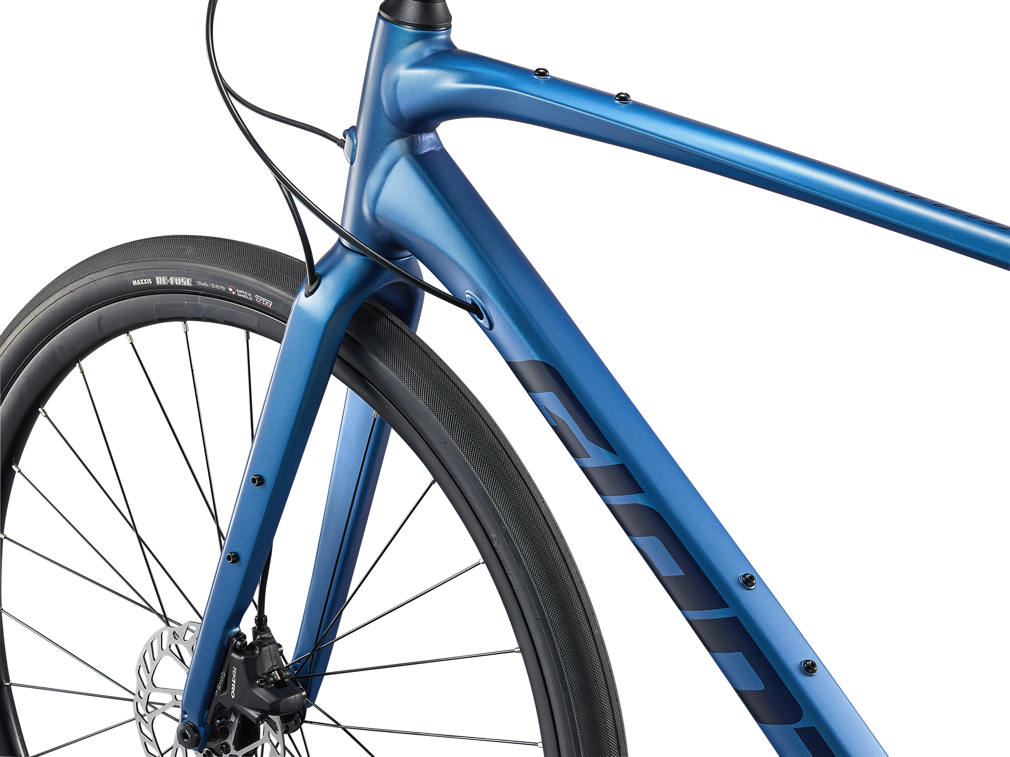 Giant FastRoad AR 1 Road Bike 2026 - JE James Cycles